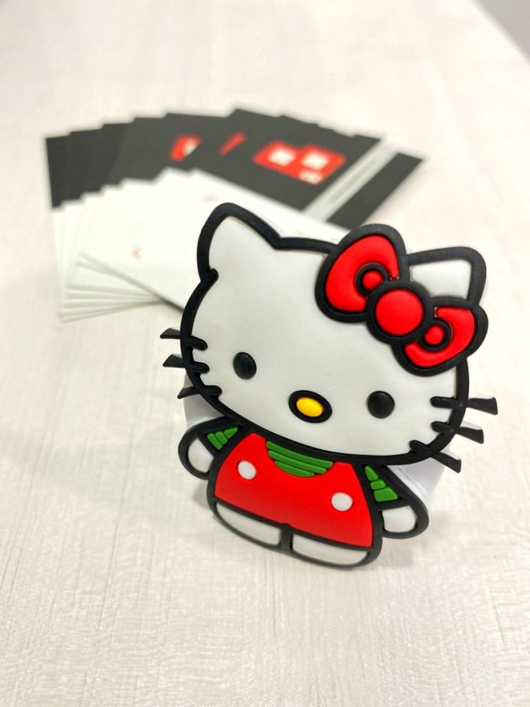 Hello Kitty Pop Socket - BakedBricks